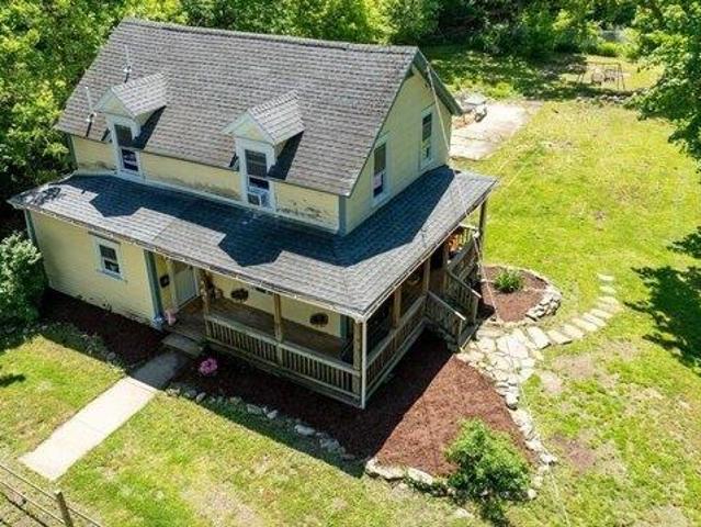 house with 3 bedroom, Southbridge MA ES103439776