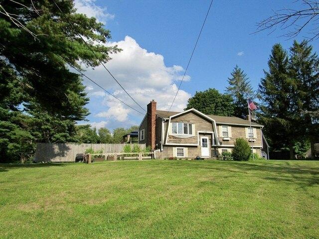 house with 3 bedroom, Southbridge MA ES105060394