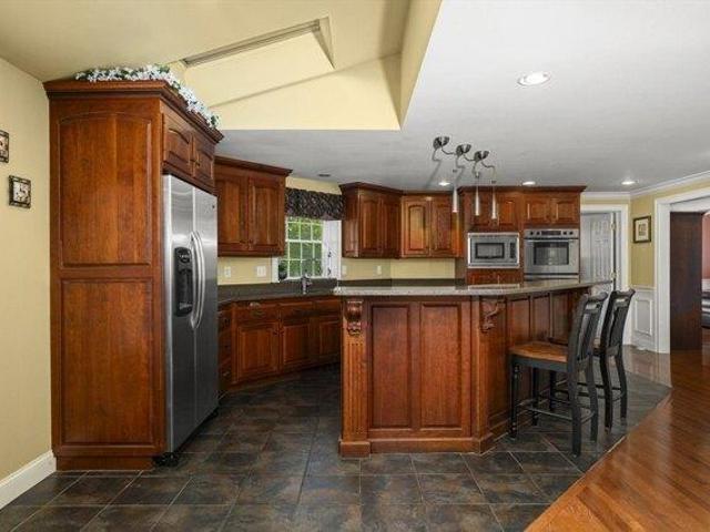 house with 3 bedroom, Southbridge MA ES105096220