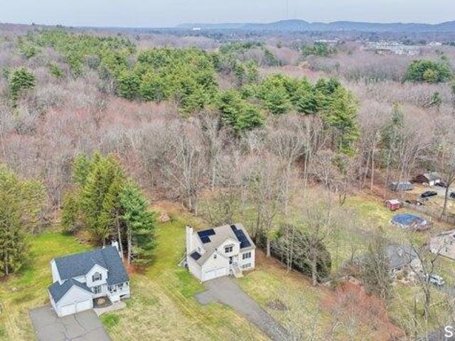 house with 3 bedroom, Southington CT DLS101660607