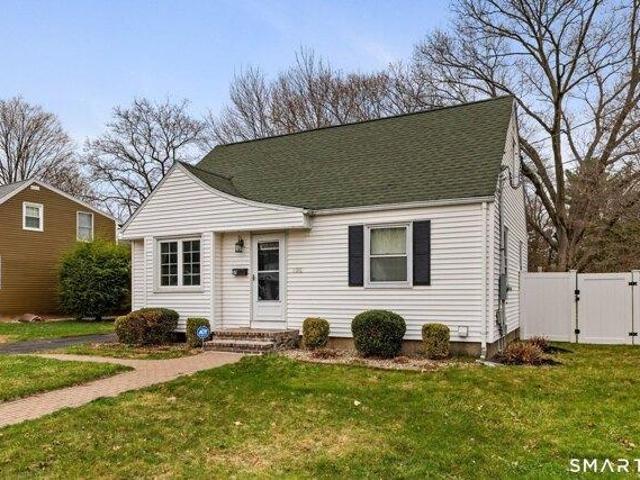 house with 3 bedroom, Southington CT DLS102154309