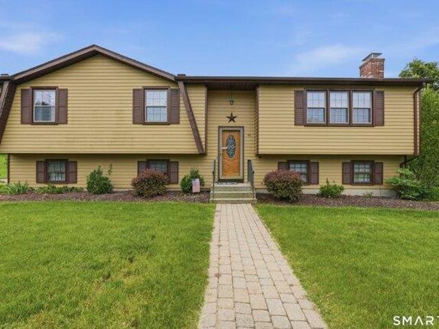 house with 3 bedroom, Southington CT DS103100204