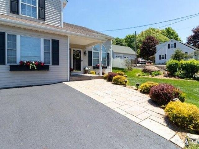 house with 3 bedroom, Southington CT DS104192215
