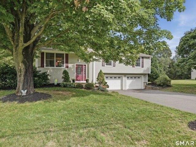 house with 3 bedroom, Southington CT DS104377015