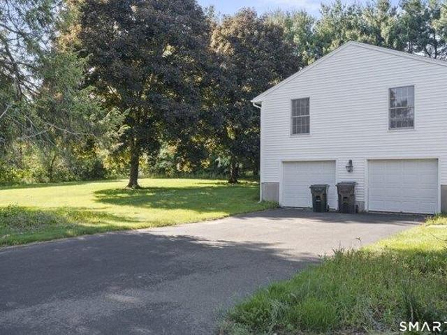 house with 3 bedroom, Southington CT ES104443376