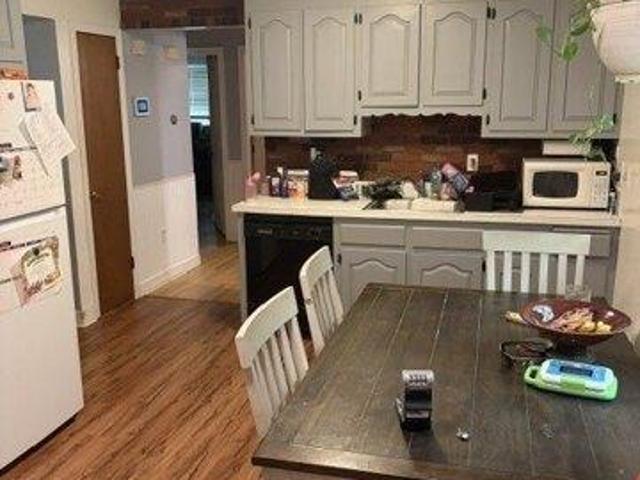 house with 3 bedroom, Southington CT ES104513803