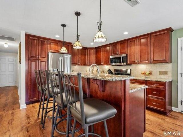 house with 3 bedroom, Southington CT ES105141113