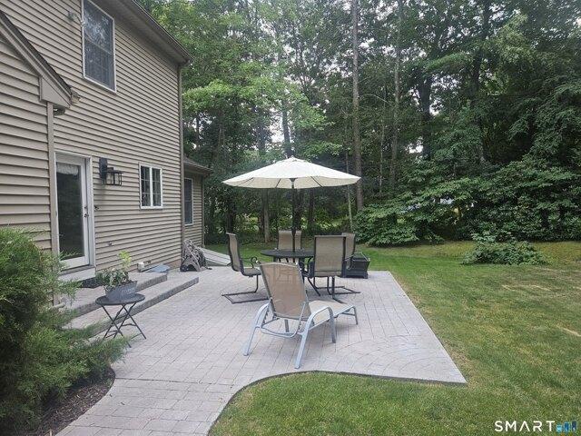 house with 3 bedroom, Southington CT ES105114065