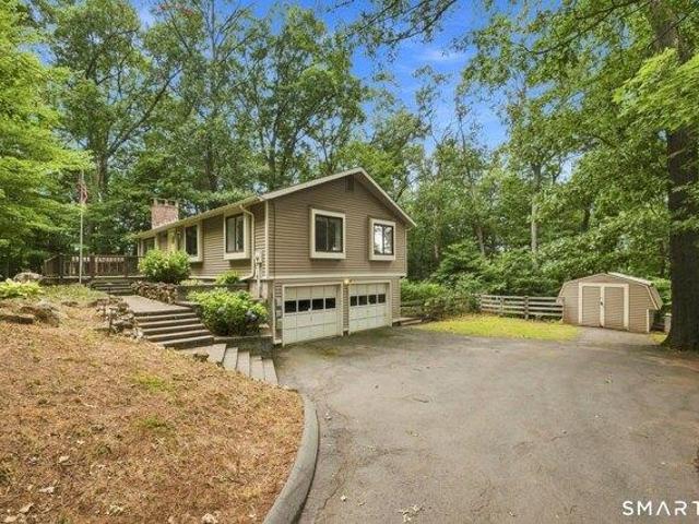 house with 3 bedroom, Southington CT ES105123320