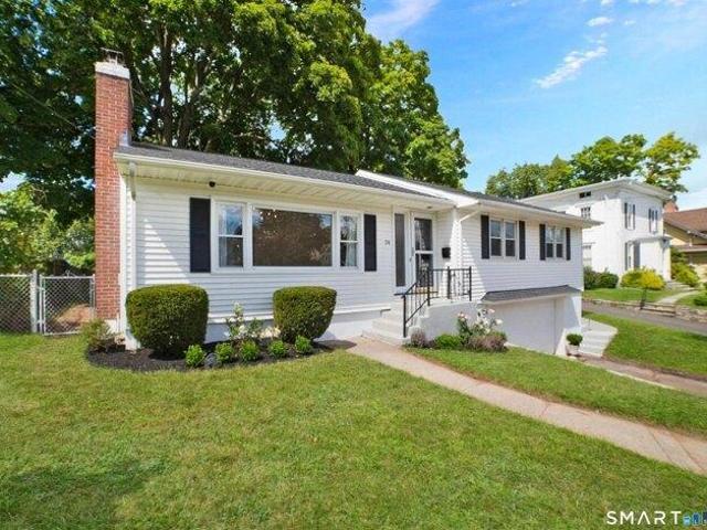 house with 3 bedroom, Southington CT ES105205991