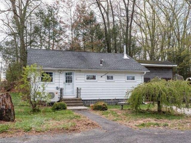 house with 3 bedroom, Southwick MA DS102412771
