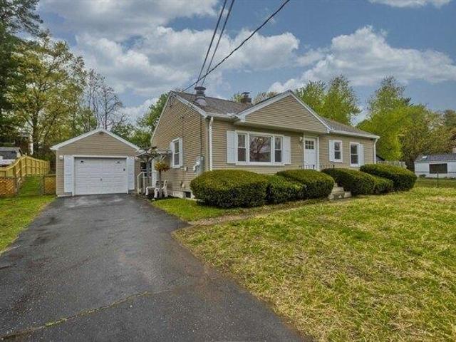 house with 3 bedroom, Southwick MA DS102528182