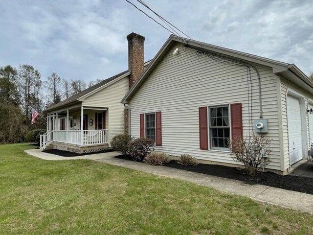 house with 3 bedroom, Southwick MA DS104264275