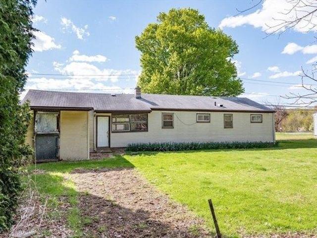 house with 3 bedroom, Southwick MA ES103097842