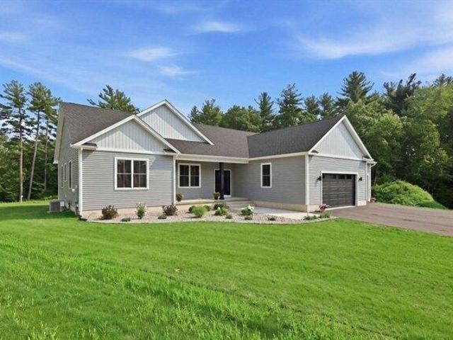 house with 3 bedroom, Southwick MA ES105096335
