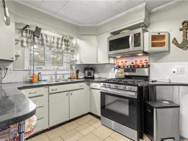 house with 3 bedroom, Smithfield RI DLS101798746