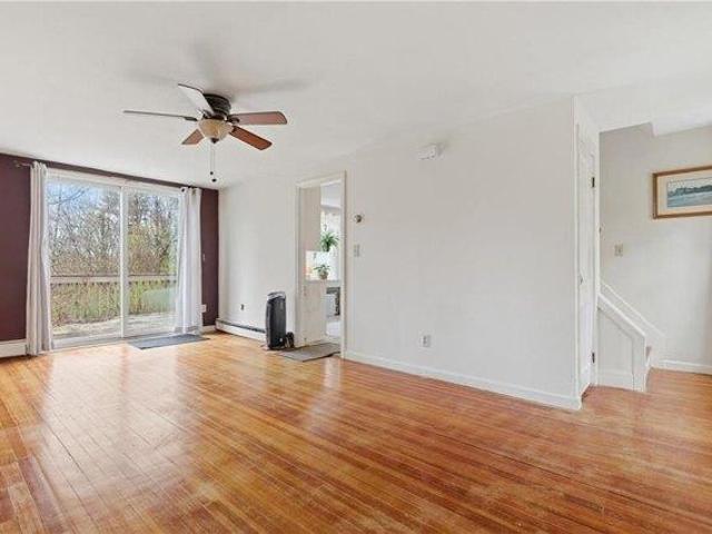 house with 3 bedroom, Smithfield RI DLS102215950
