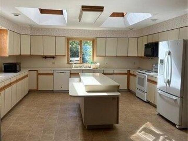 house with 3 bedroom, Smithfield RI DS104480555