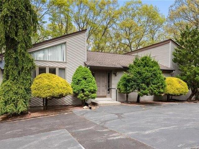 house with 3 bedroom, Smithfield RI DS102776136