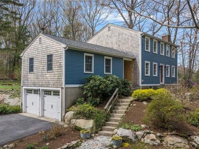 house with 3 bedroom, Smithfield RI DS103099729