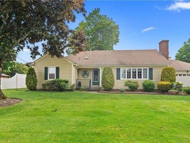 house with 3 bedroom, Smithfield RI DS103850081