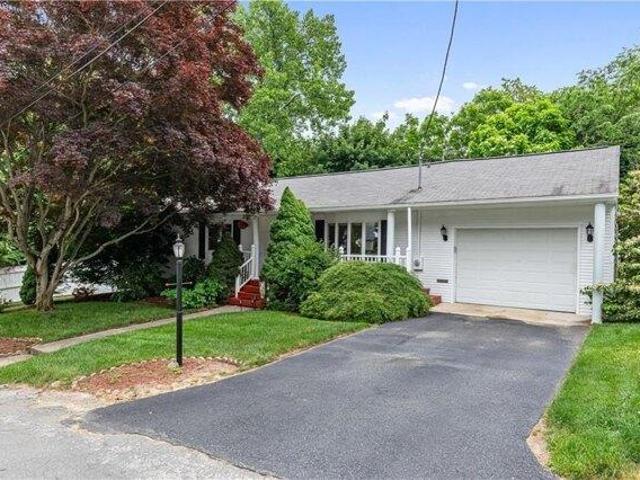 house with 3 bedroom, Smithfield RI DS103850495