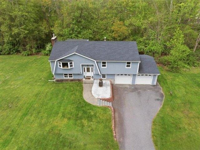 house with 3 bedroom, Smithfield RI ES104043637