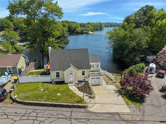 house with 3 bedroom, Smithfield RI ES104076104