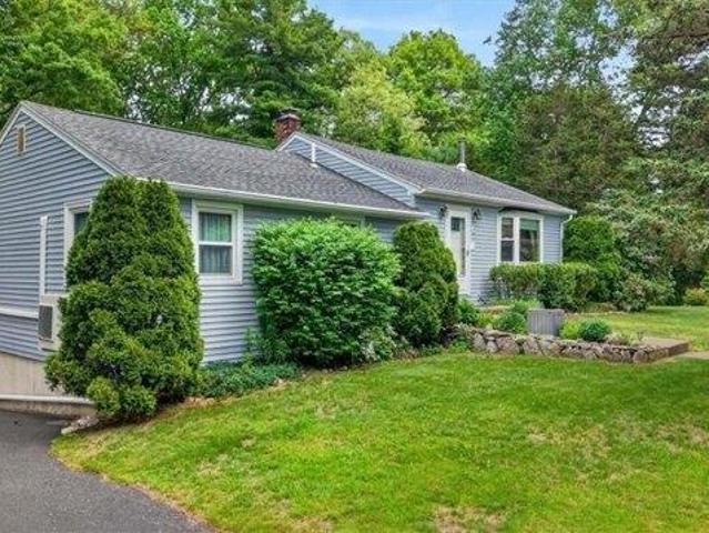 house with 3 bedroom, Smithfield RI ES103433309
