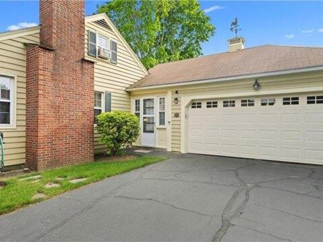 house with 3 bedroom, Smithfield RI ES103499096