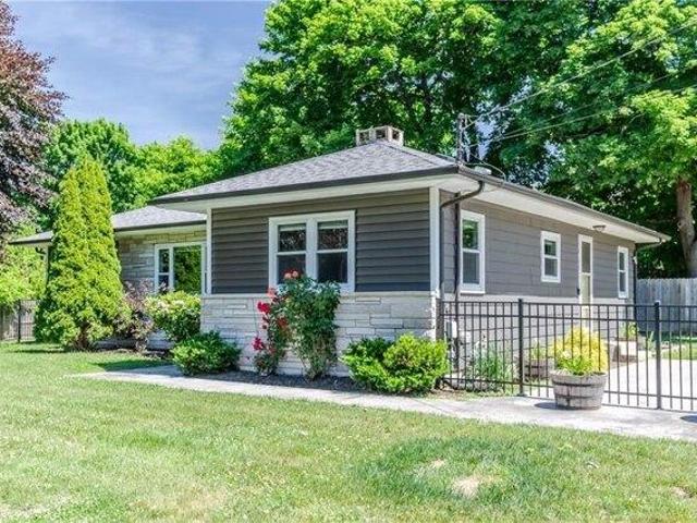 house with 3 bedroom, Smithfield RI ES103968925