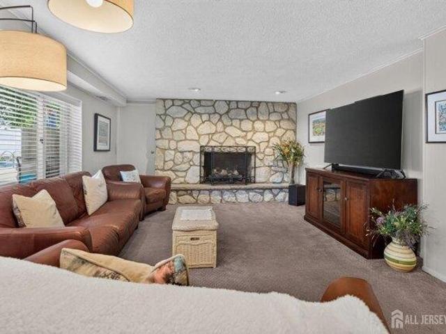 house with 3 bedroom, Spotswood NJ ES105189969