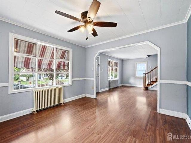house with 3 bedroom, Spotswood NJ ES105206560