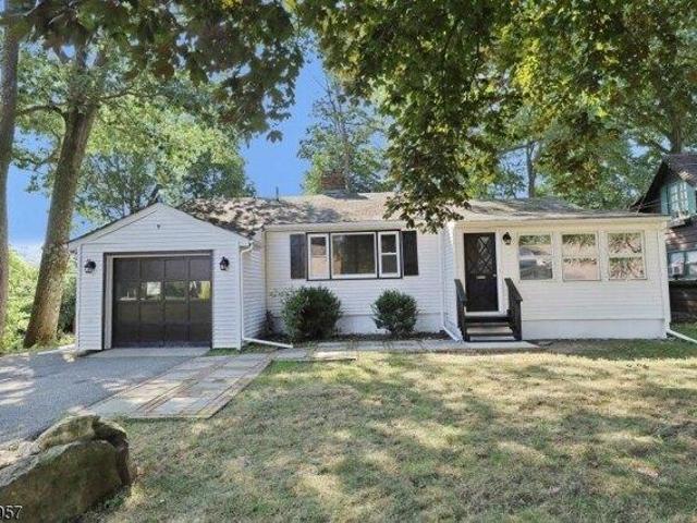 house with 3 bedroom, Sparta NJ DLS102317664