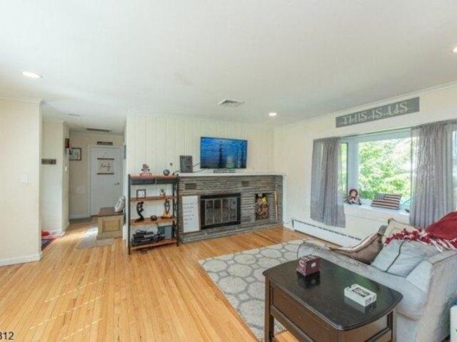 house with 3 bedroom, Sparta NJ ES103623014