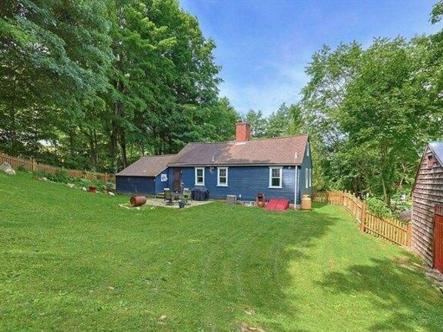house with 3 bedroom, Spencer MA ES104043055