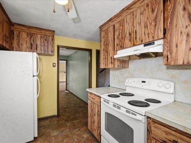house with 3 bedroom, Spencer MA ES105095233