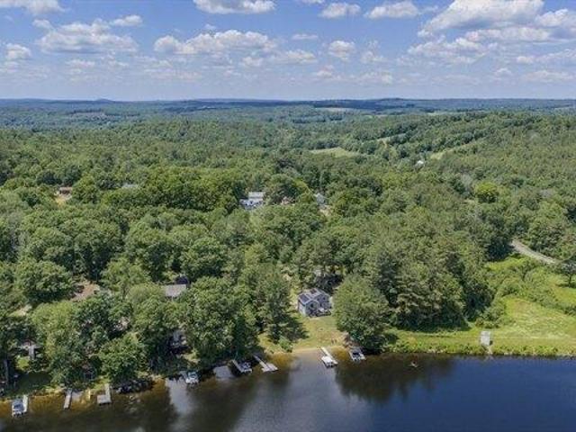 house with 3 bedroom, Spencer MA ES105095777