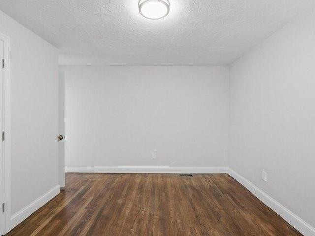 house with 3 bedroom, Spencer MA ES105106067
