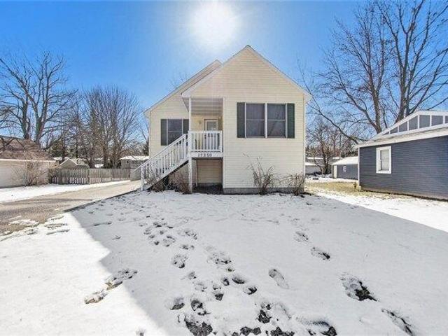 house with 3 bedroom, Spring Lake MI DLS88247350