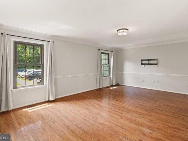 house with 3 bedroom, Springfield VA DS103602407