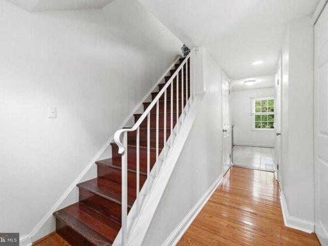 house with 3 bedroom, Springfield VA ES103627558