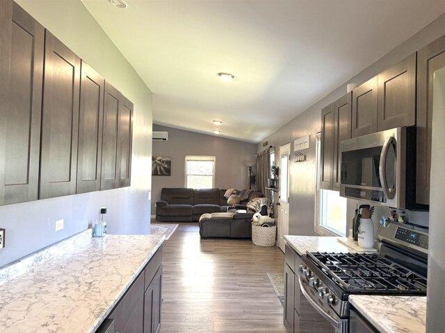 house with 3 bedroom, Springfield VT DS102585865