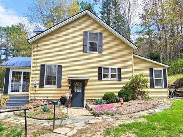 house with 3 bedroom, Springfield VT DS103126910