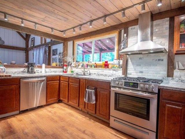 house with 3 bedroom, Springfield VT DS103886203