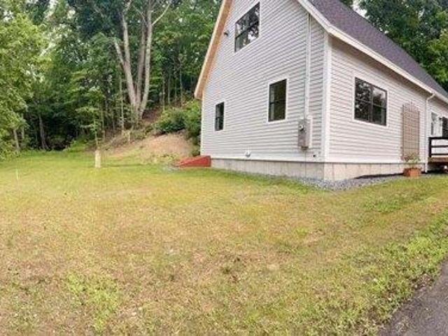 house with 3 bedroom, Springfield VT DS104297269
