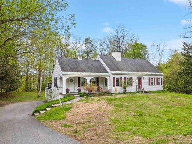 house with 3 bedroom, Springfield VT ES103071563