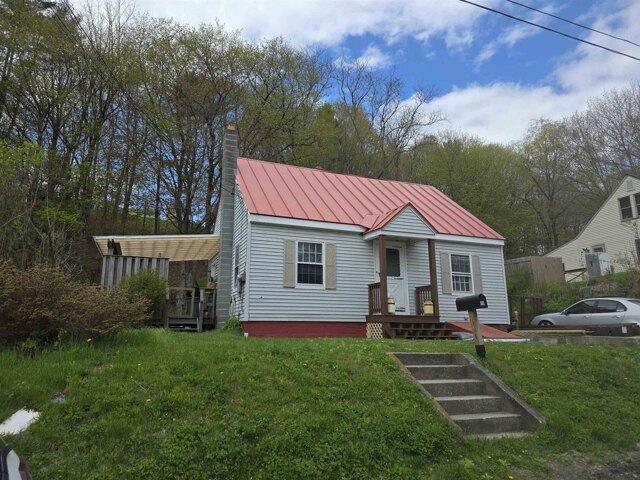 house with 3 bedroom, Springfield VT ES103075063