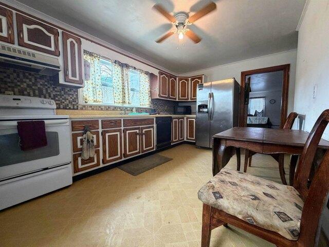 house with 3 bedroom, Springfield VT ES103664896