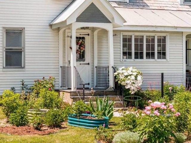 house with 3 bedroom, Springfield VT ES104075696